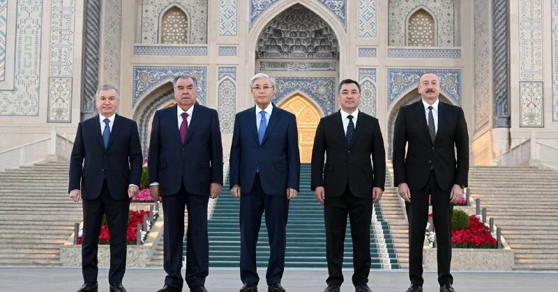 President Zhaparov visits Center of Islamic Civilization in Tashkent ...