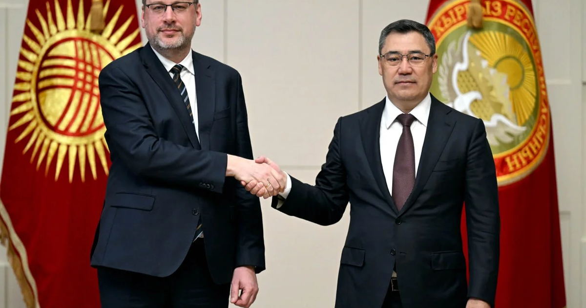 Zhaparov receives EU Special Representative for Central Asia Stiprais ...