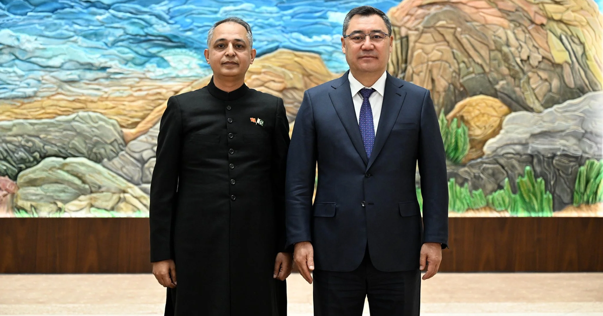President Zhaparov meets ambassador of Pakistan - Kyrgyz national news ...