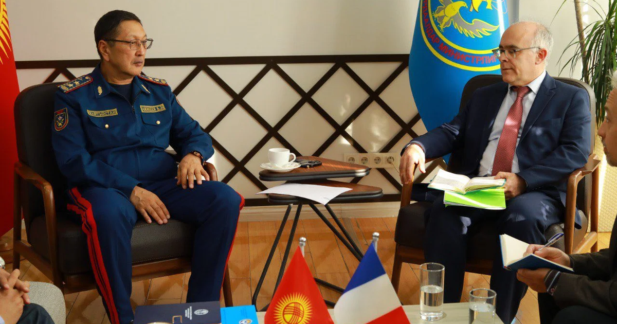 Kyrgyz emergency minister and French ambassador discuss civil defense ...