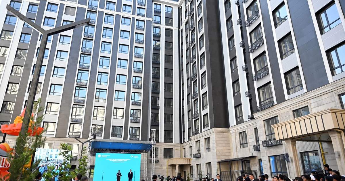 President Zhaparov opens Asman Residence-1 complex in Osh city - Kyrgyz ...