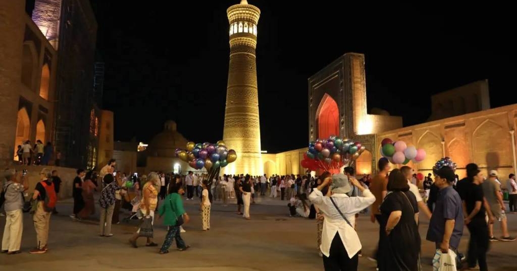 Uzbekistan's tourism hits record 8.6 million in nine months - Kyrgyz ...