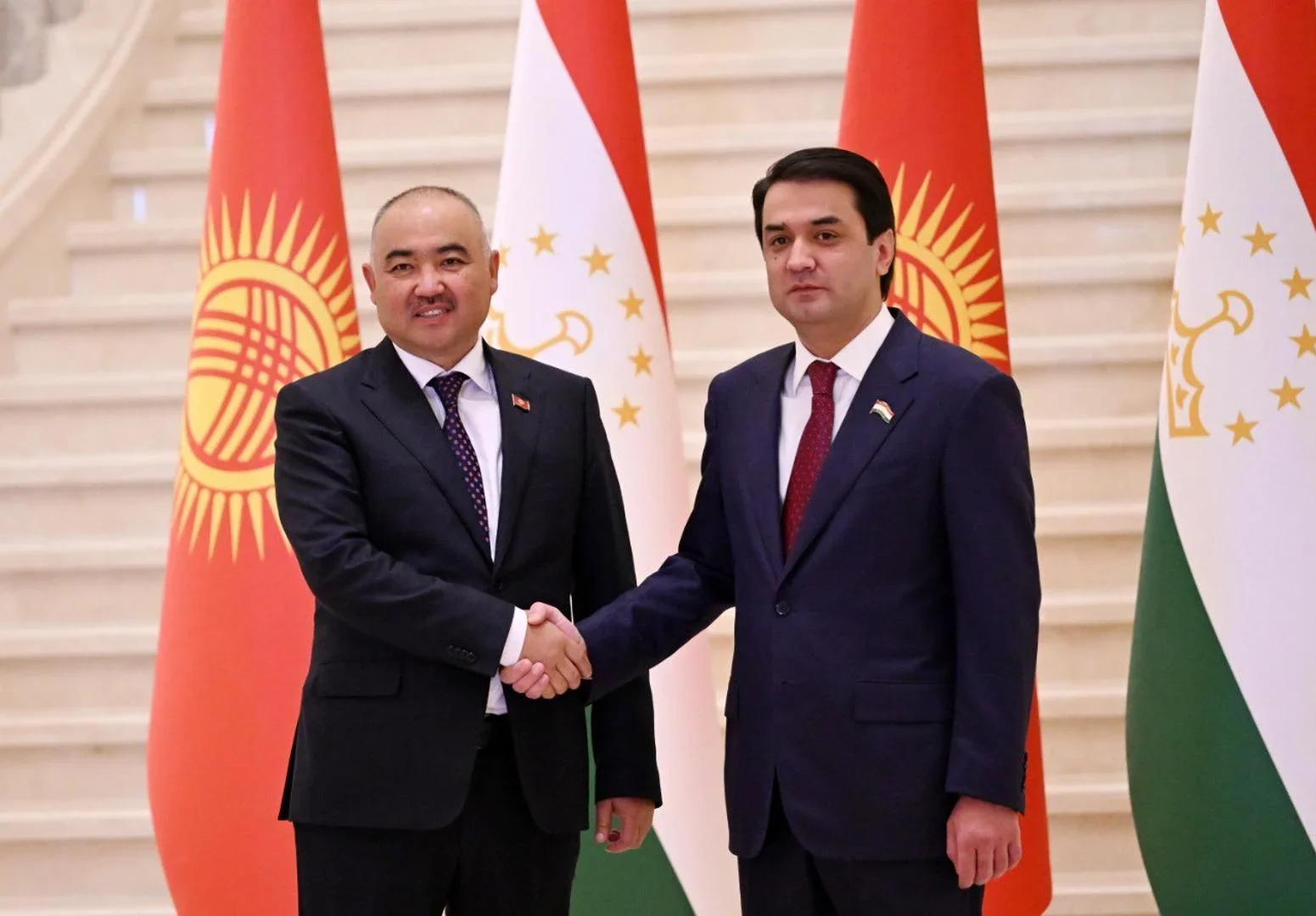 Kyrgyz Parliament speaker meets with Chairman of the National Assembly ...